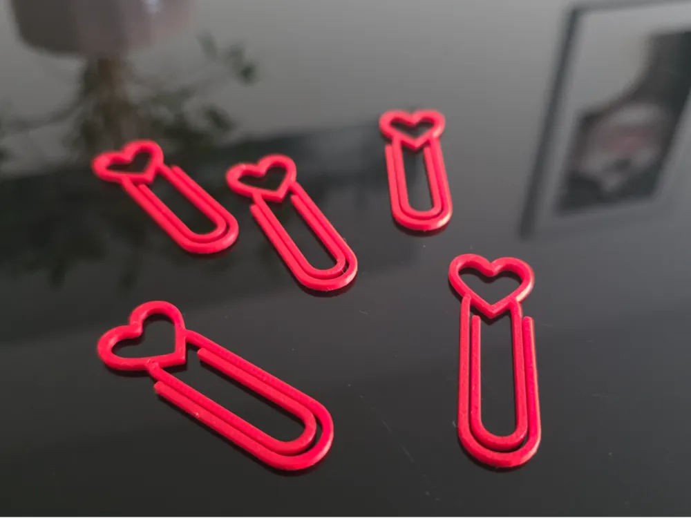 Heart paper clip by mixersnk - MakerWorld