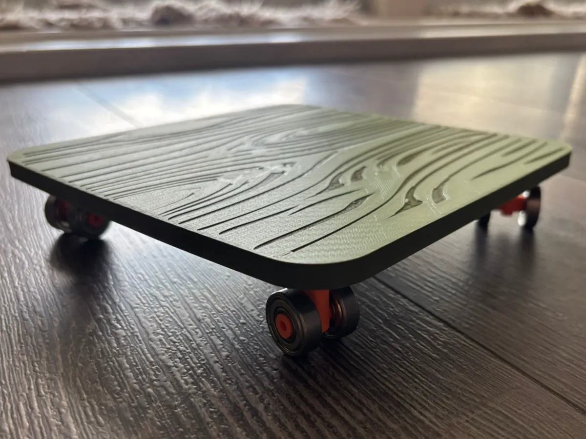 3D-printed Mini Rolling Board with Wood Look - Free 3D Print Model ...
