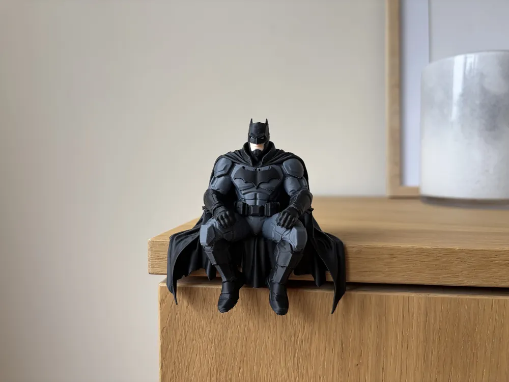 Batman Sitting on Shelf | AMS & Single Color - Free 3D Print Model ...