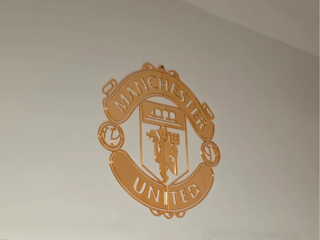 Manchester United Extra Large Wall Plaque - Free 3D Print Model ...