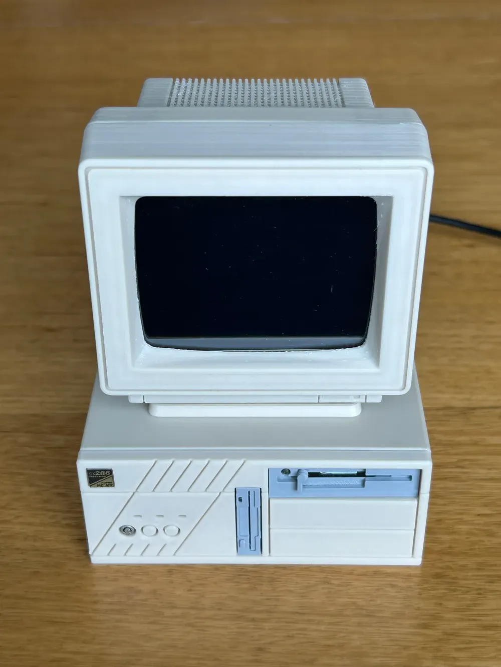Retro Desktop PC Raspberry Pi case by fantasticmrdavid MakerWorld ...