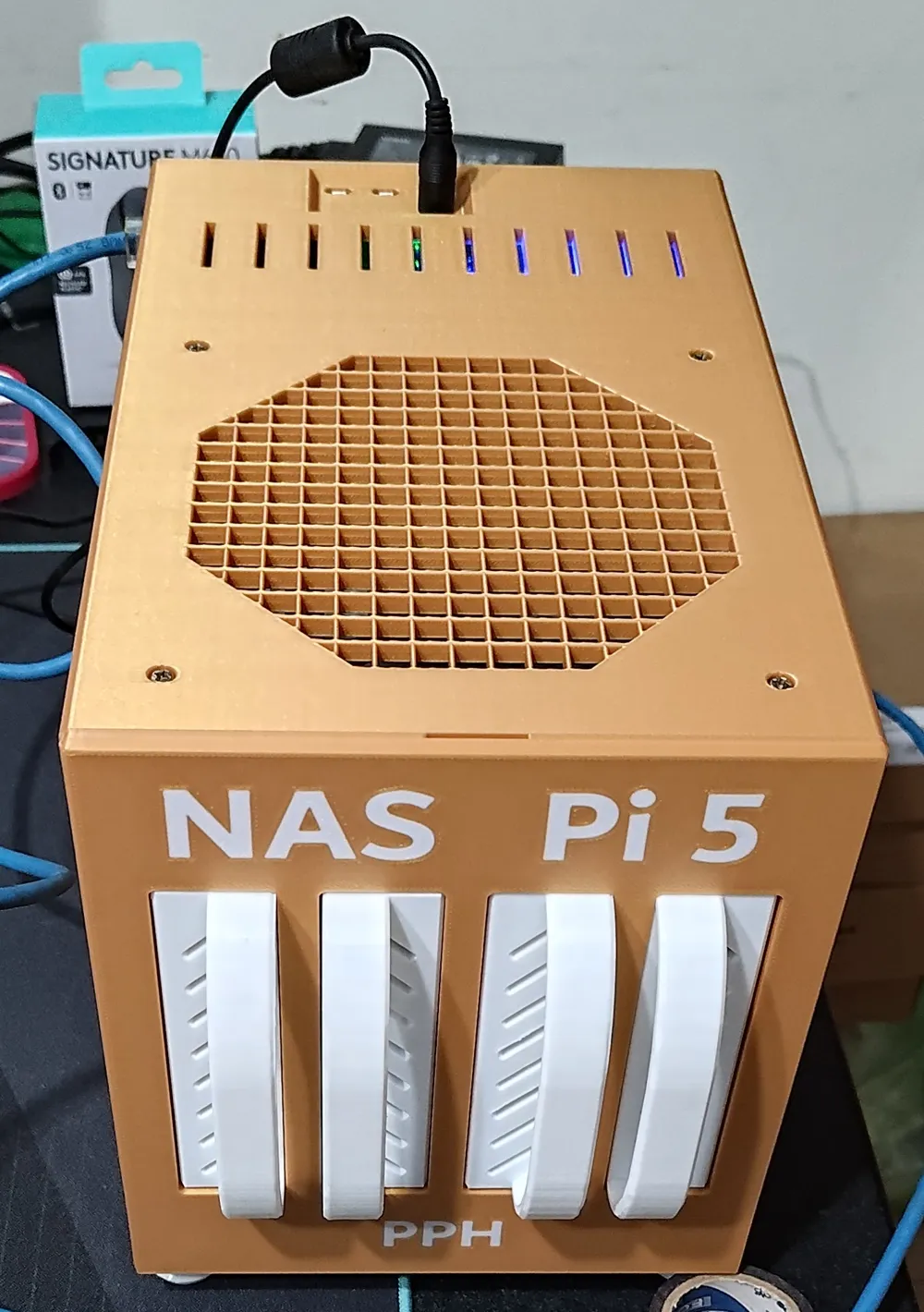 Dual-Fan NAS Case for RPi 5 3.5″ HDDs (with Guide) by PPH MakerWorld ...