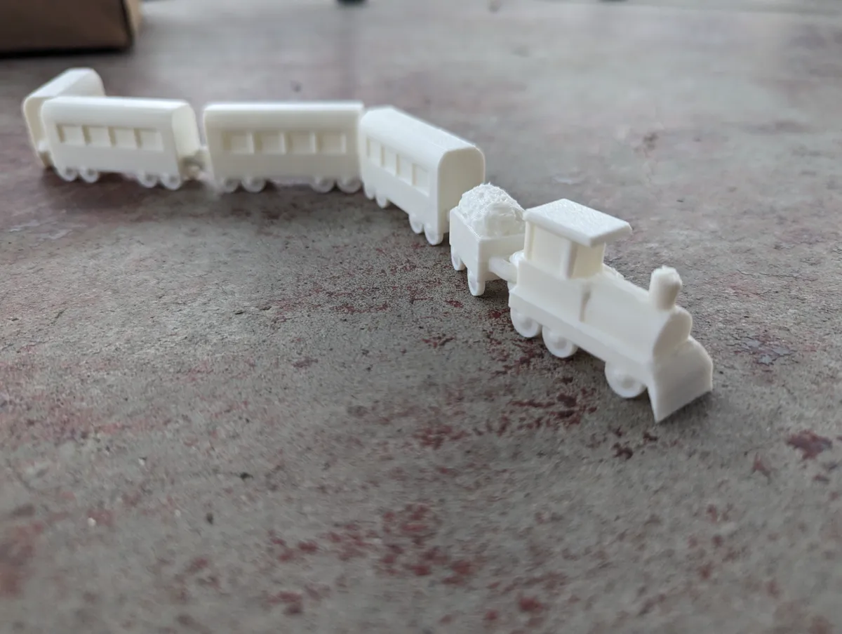 Articulated Train - Free 3D Print Model - MakerWorld