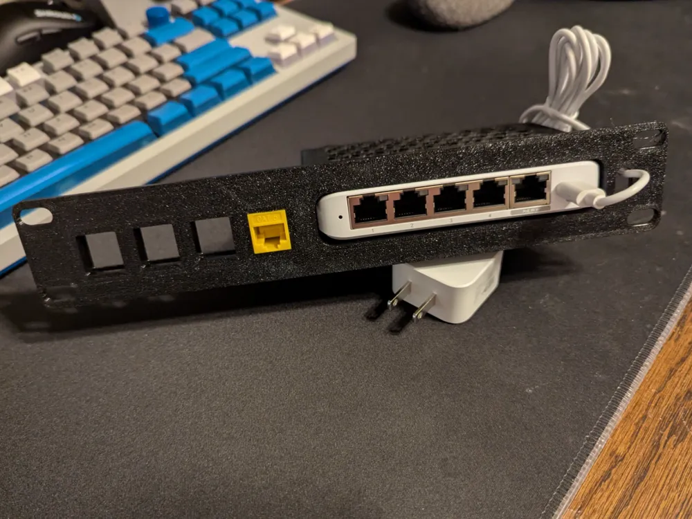 Unifi Flex-Mini 2.5G 10インチラックマウント（キーストーン付き） リミックス by Dominate4life MakerWorld：無料3Dモデルをダウンロード