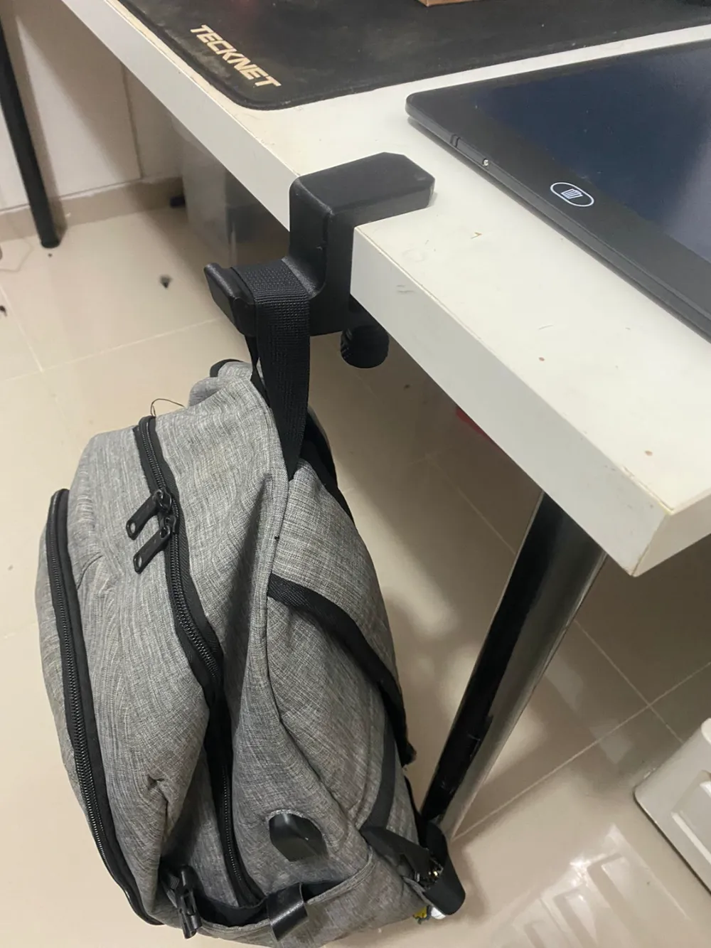 Strong Hook for Desk - Free 3D Print Model - MakerWorld