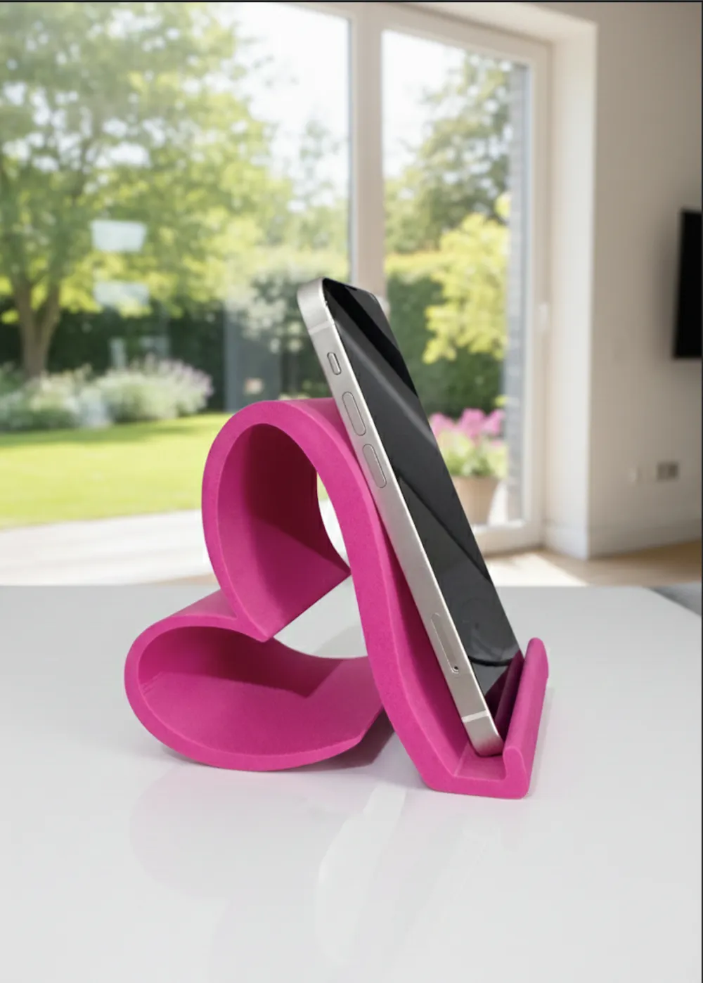Minimal Heart Phone Stand - Free 3D Print Model - MakerWorld