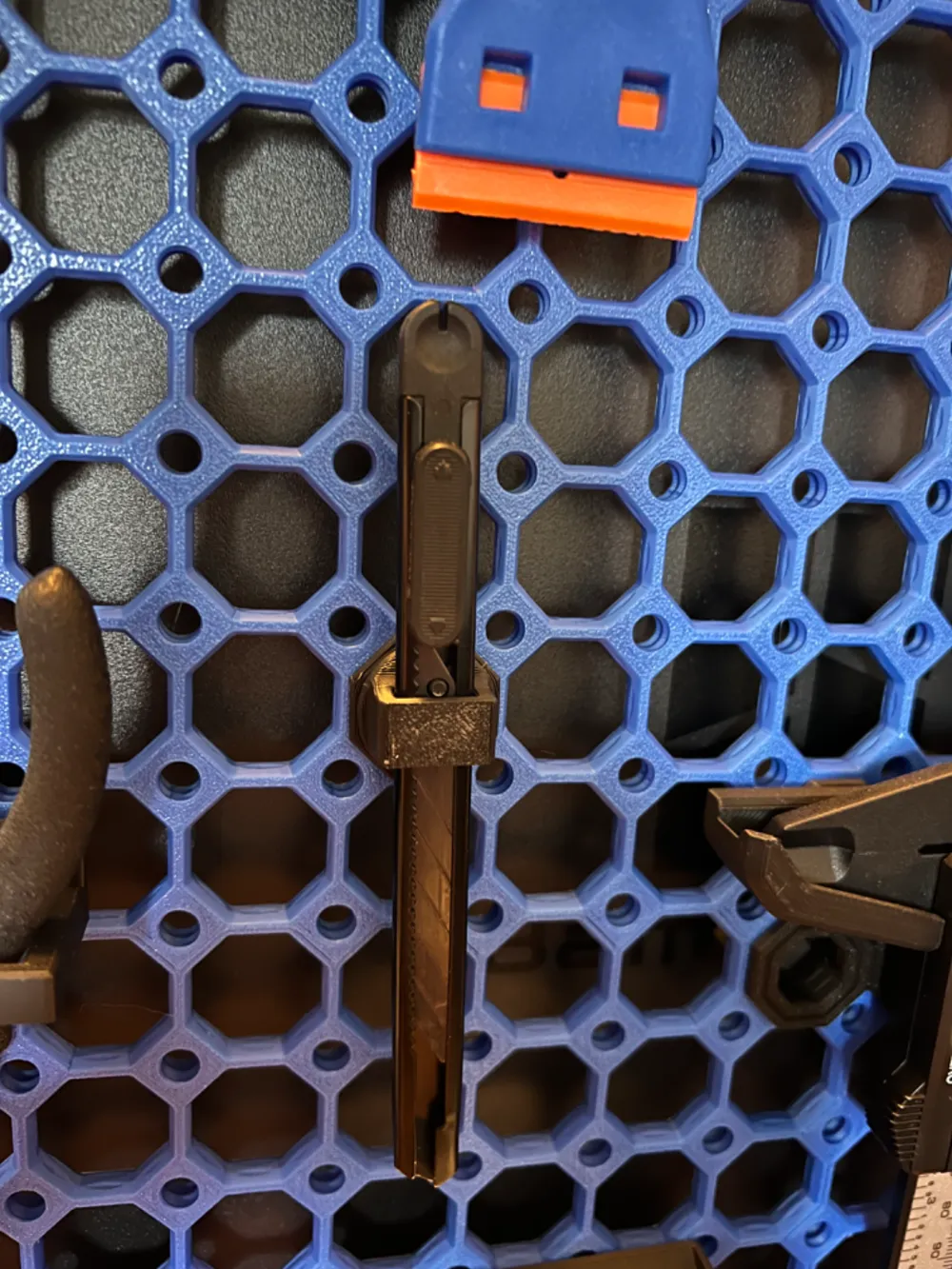 Multiboard Box Cutter Holder Remixed by LordLovington - MakerWorld