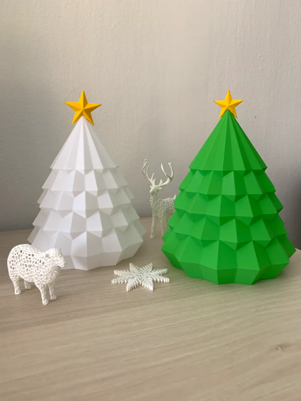 Christmas Tree by Xeraj - MakerWorld