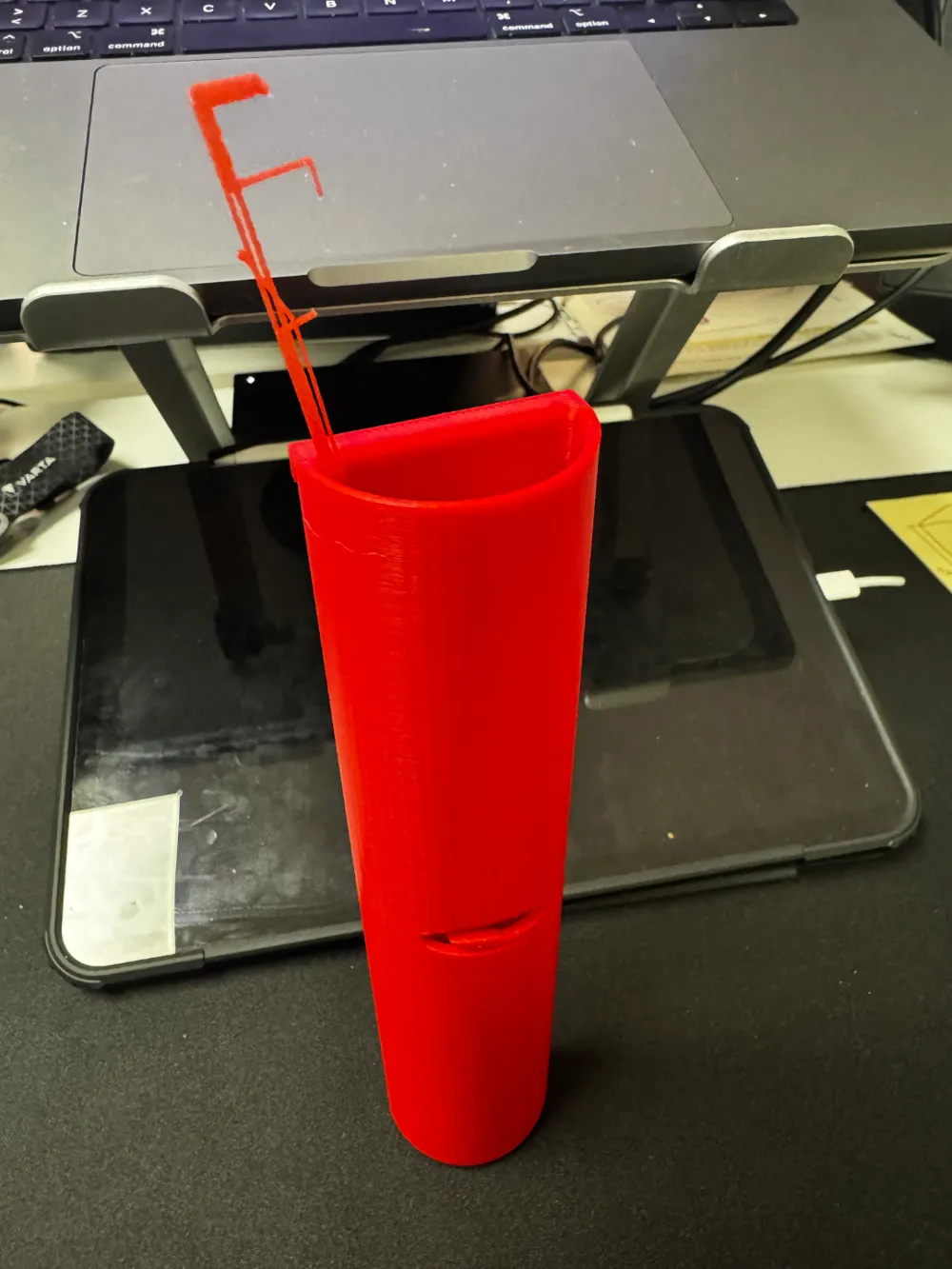Purge line holder by AlfredoMakerWorld: Download Free 3D Models