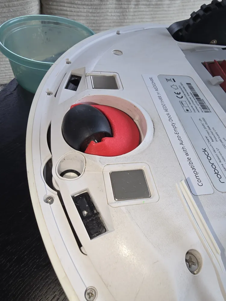 Roborock S7 – Repair Front Caster Wheel - Free 3D Print Model - MakerWorld