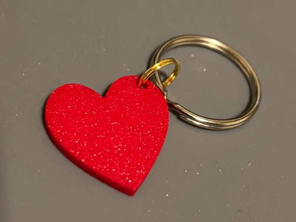 Small Heart Keychain - Free 3D Print Model - MakerWorld