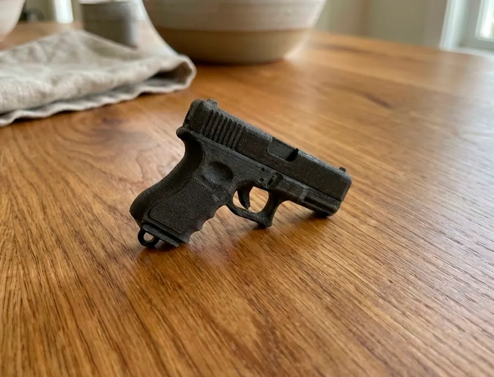 Glock 19 Keychain - Free 3D Print Model - MakerWorld