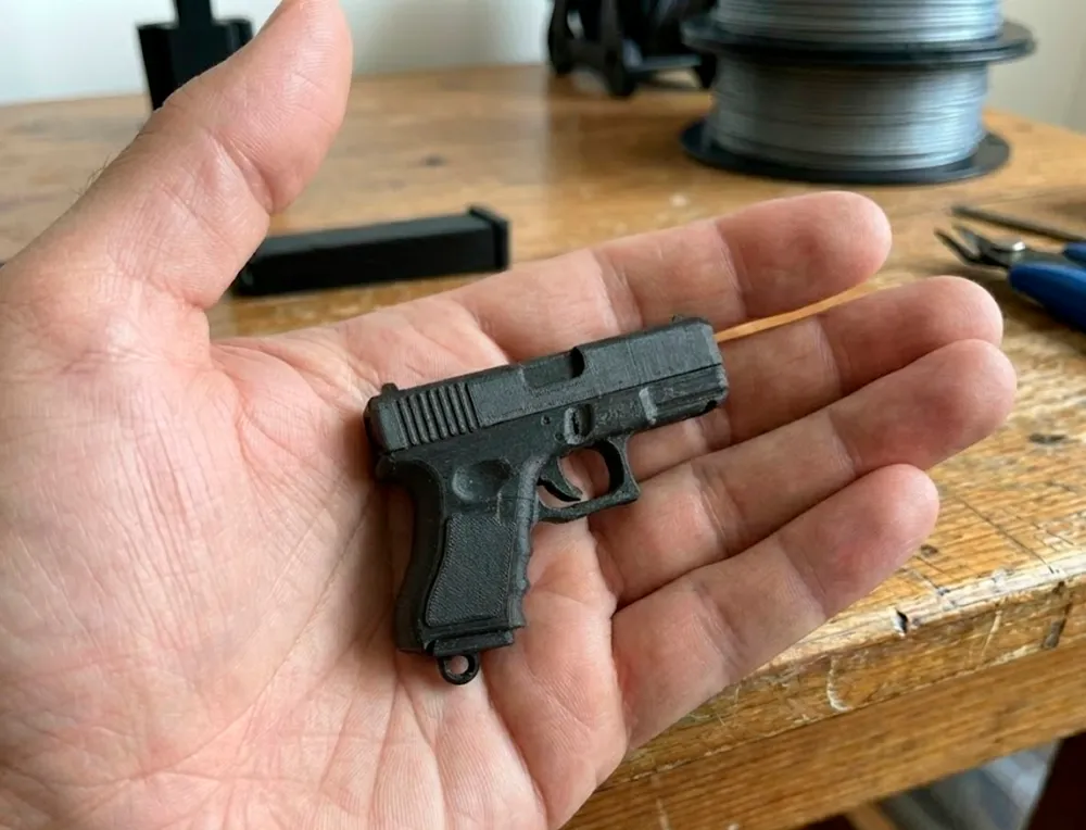 Glock 19 Keychain - Free 3D Print Model - MakerWorld