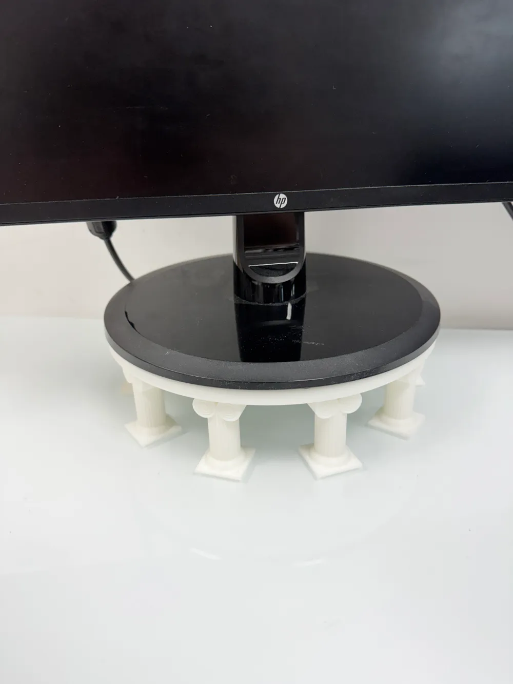 Computer monitor riser by urimiz - MakerWorld