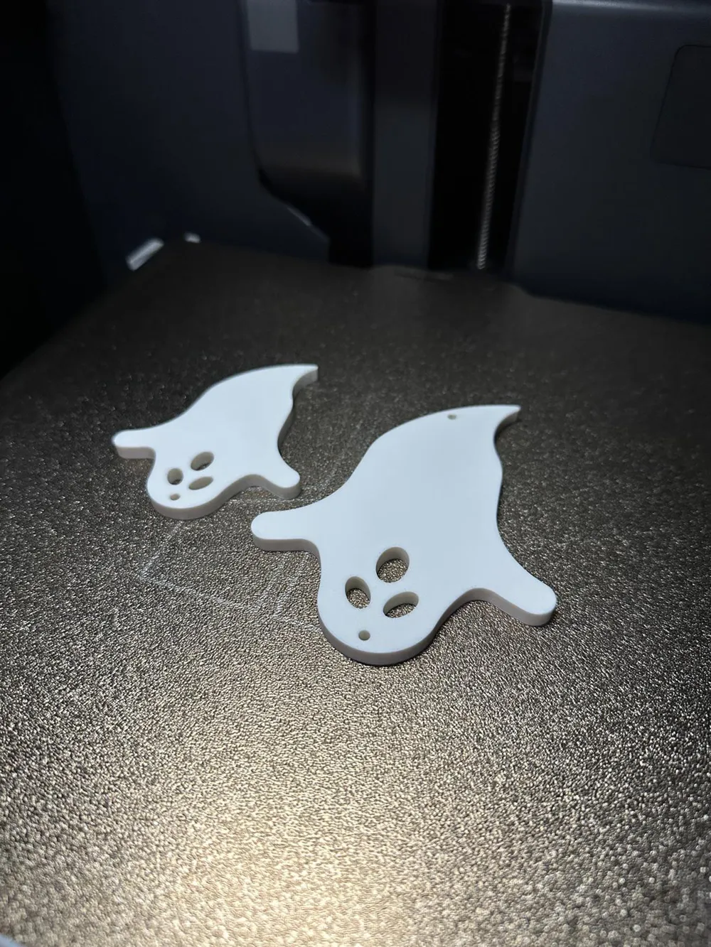 Ghost Mobile by Designs_by_Kev MakerWorld: Download Free 3D Models