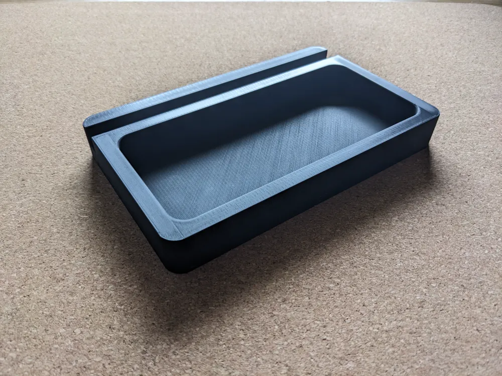 Modern Catch Tray with Phone / Tablet Stand by Tycho Design - MakerWorld
