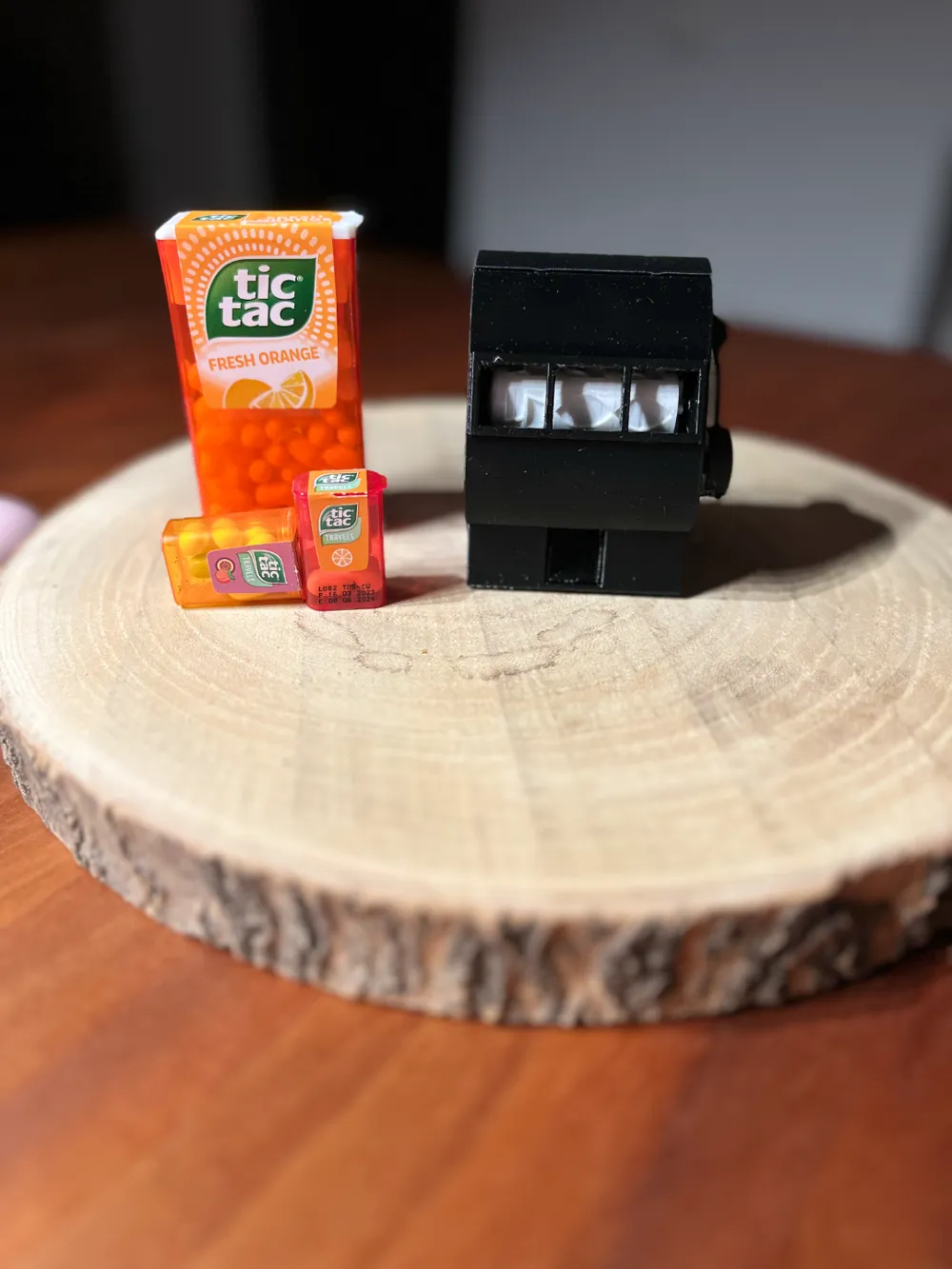 Tic Tac dispenser/slot machine by 3d.modeling4life MakerWorld: Download ...