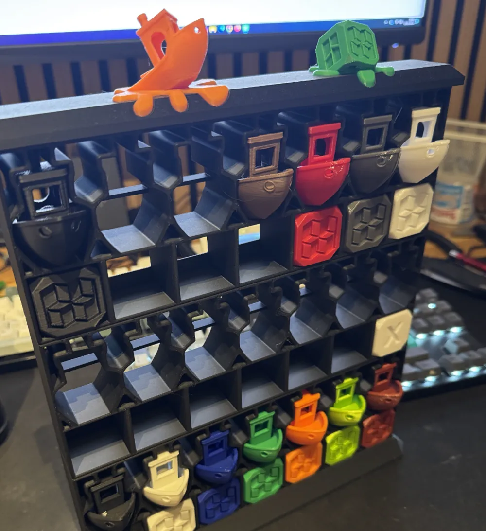 Benchy & Makerworld Test Cube Shelf stackable by Energize - MakerWorld