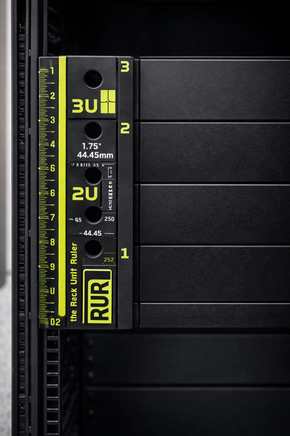 3Dプリント ラックユニット定規 - ホームラッカーのためのヘルパー - 3U - 無料3Dモデル -MakerWorld