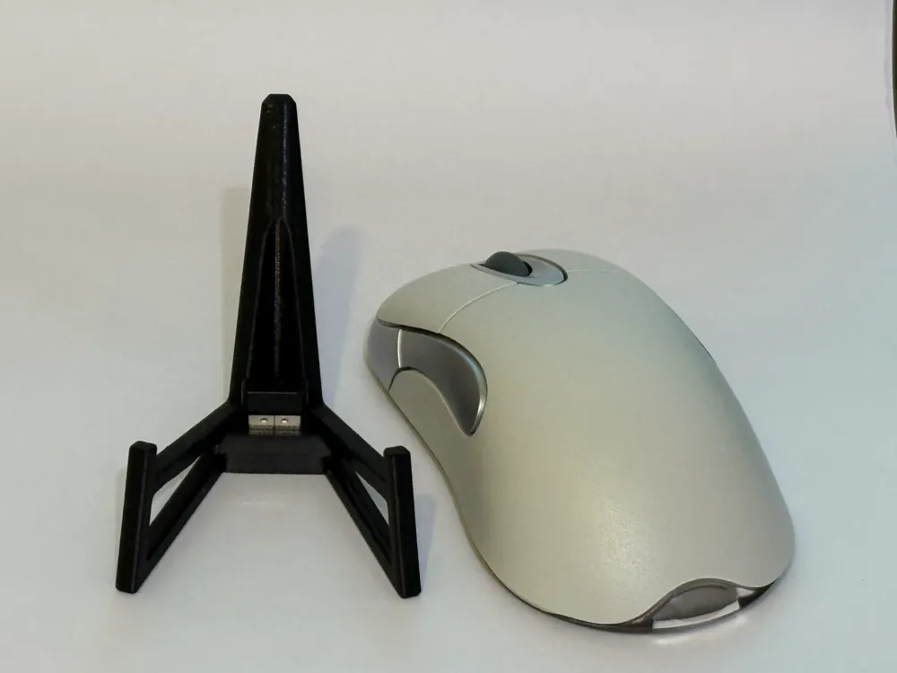 Mouse display stand (with USB receiver slot) Remixed by 南湘小隐 - MakerWorld