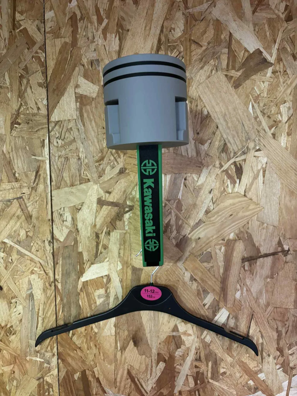 motorcycle helmet stand - Free 3D Print Model - MakerWorld