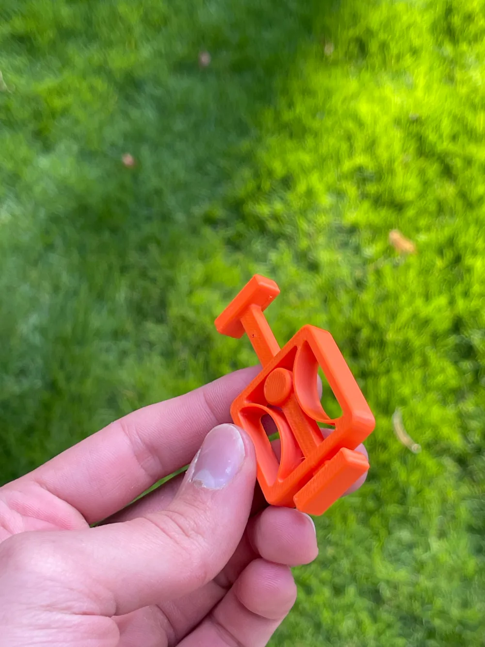 Clicky! - Satisfying Print-in-Place Fidget Button by MaxM - MakerWorld