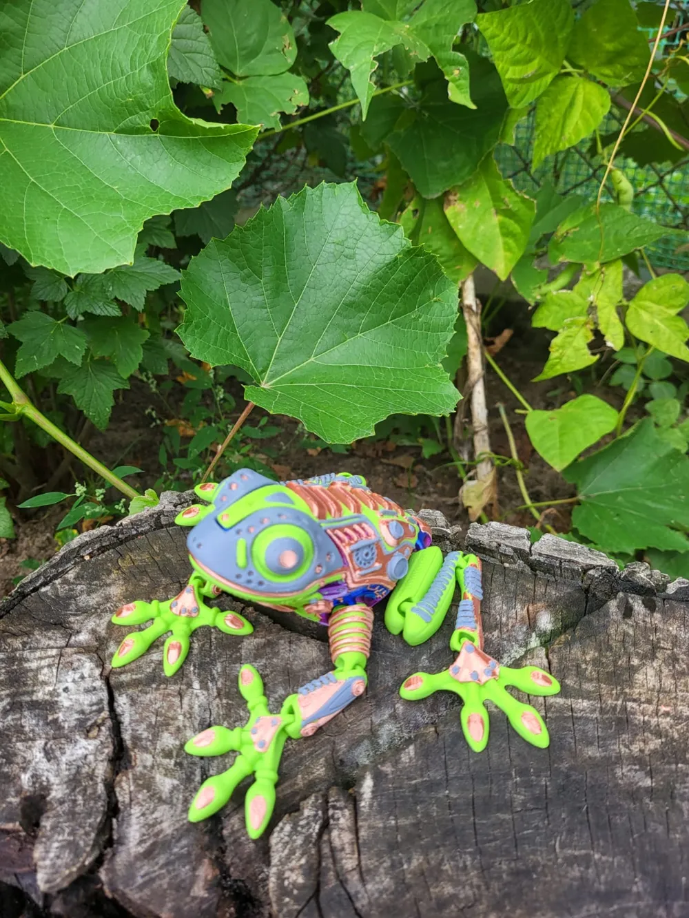 CUTE ARTICULATED FROG - Free 3D Print Model - MakerWorld