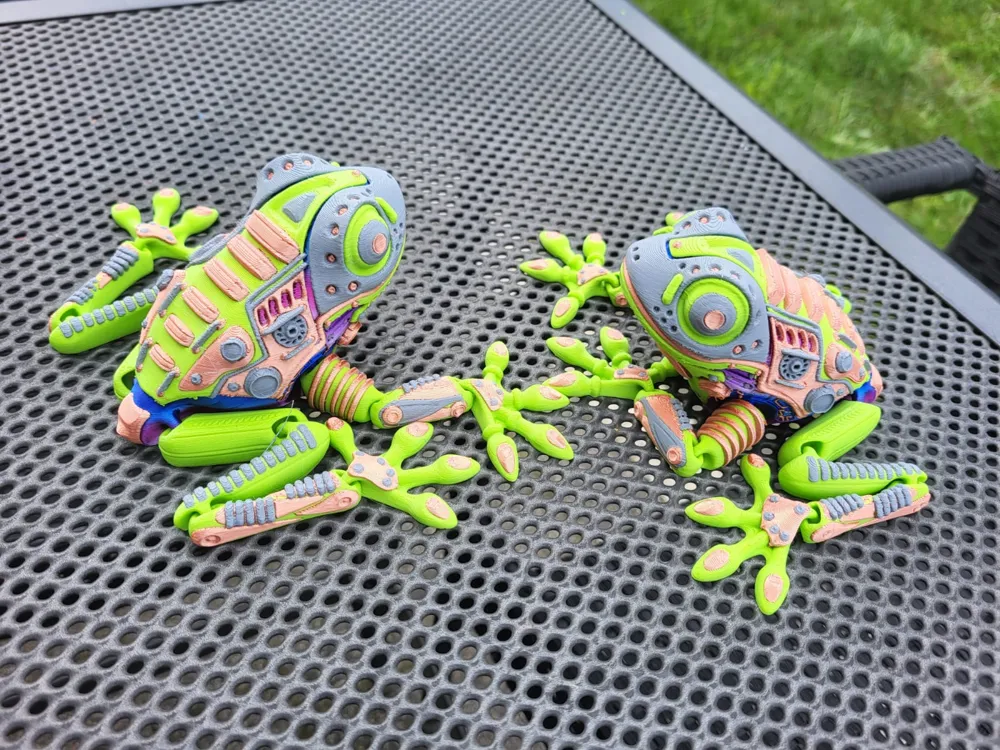 CUTE ARTICULATED FROG - Free 3D Print Model - MakerWorld