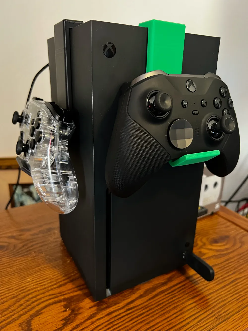 Xbox Series X Controller Hook (Shortened Version) by tturns27 - MakerWorld