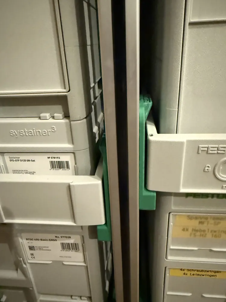 Festool pull-out bracket SYS-AZ - Free 3D Print Model - MakerWorld
