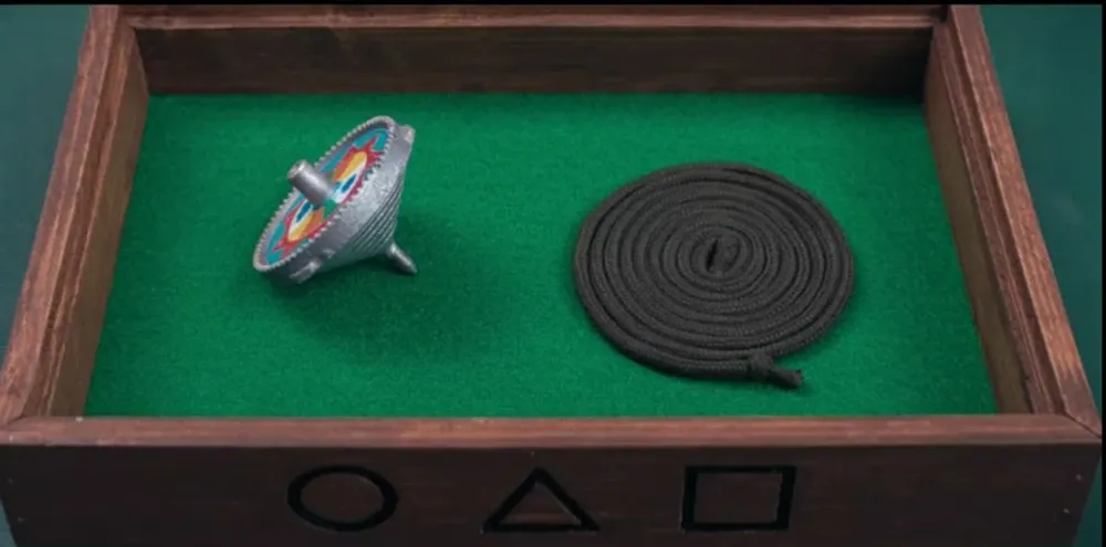 Korean spinning top store