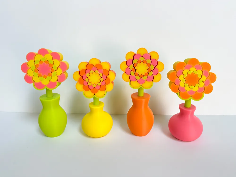 Pixel Flower Fidget with Stem & Vases (2 Styles) by 3DPmom MakerWorld ...