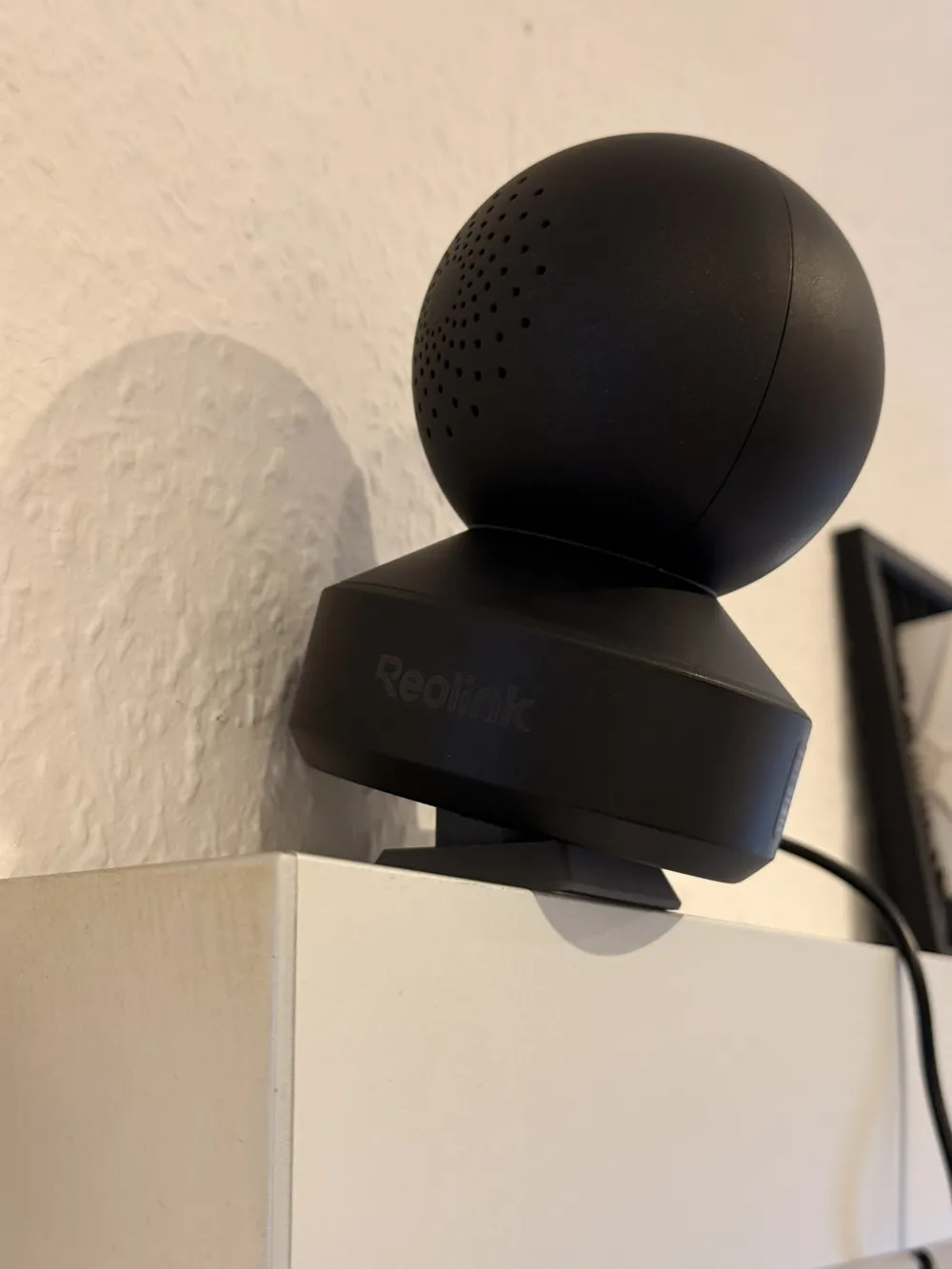 Reolink Camera Mount with 20 Degree Tilt - Free 3D Print Model - MakerWorld
