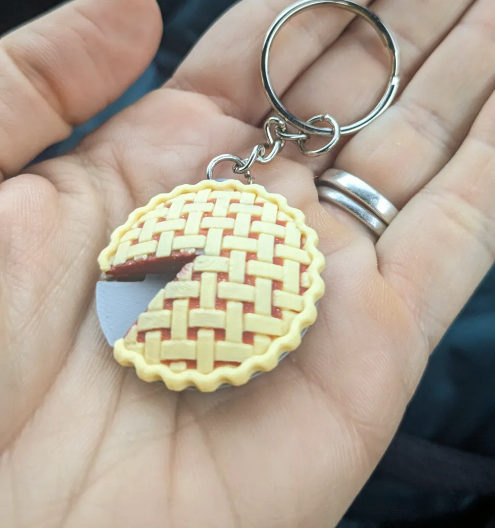 Pie Shaped Yarn Cutter Keychain by SprocketStudios - MakerWorld
