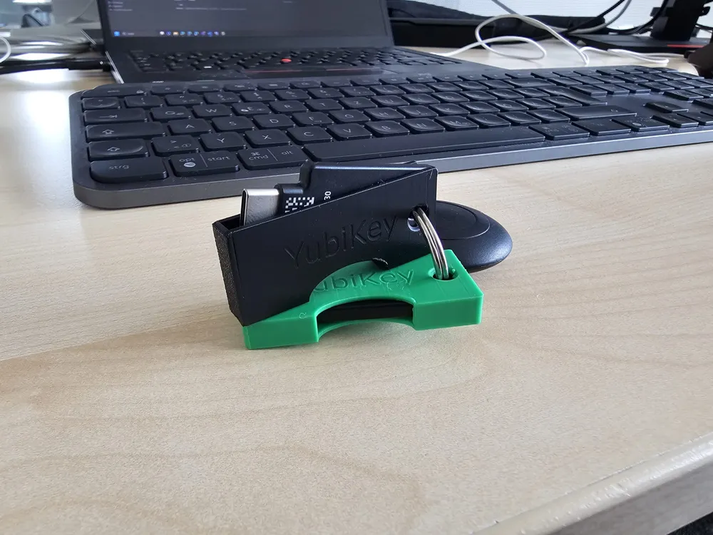 YubiKey 5 Case V2 for USB-A & USB-C (SideSlider) - Free 3D Print Model ...