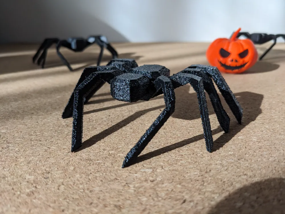 Low Poly Spider - Halloween Decoration - Set of 3 by Tycho Design ...