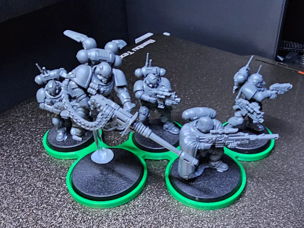 Warhammer 40k Squad movement tray 2x40mm + 3x32mm by ikonic 3D - MakerWorld