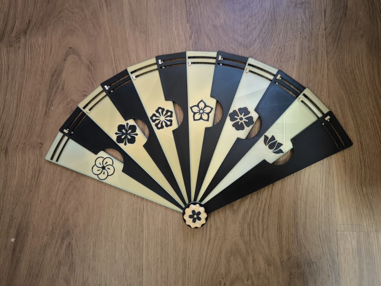 Folding hand fan - Free 3D Print Model - MakerWorld