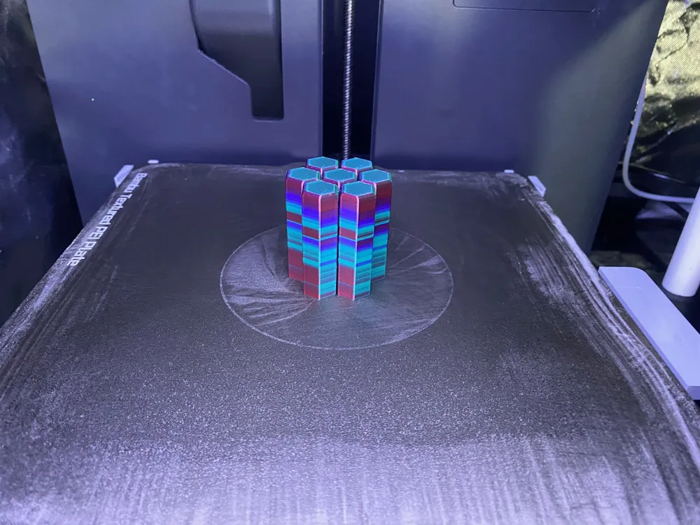 Honeycomb Fidget - Vertical Flush Object - Free 3D Print Model - MakerWorld