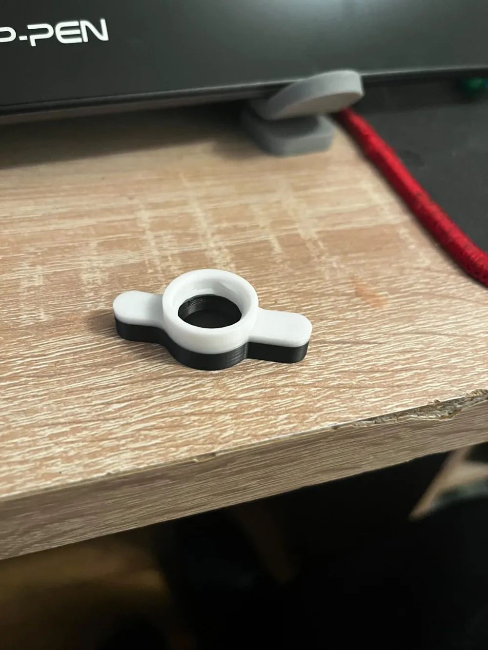 Tapón universal para tubo de masilla / tapón de rosca - Modelo de ...
