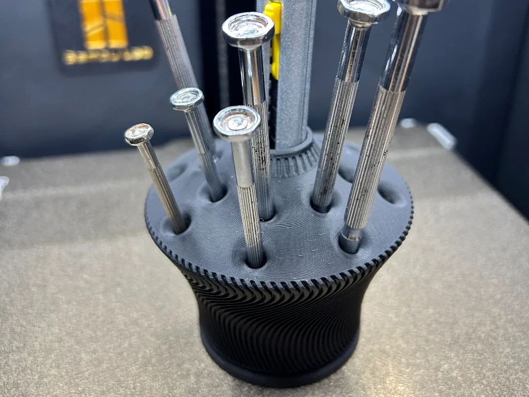 Mini Screwdriver Carousel – 608ZZ Bearing Edition - Free 3D Print Model ...