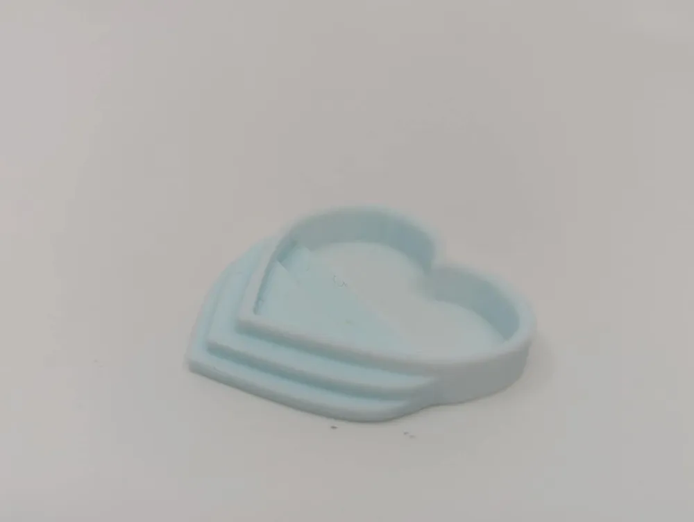 Heart shaped Reptile Bowl or Water dish by Solid Bizz MakerWorld ...