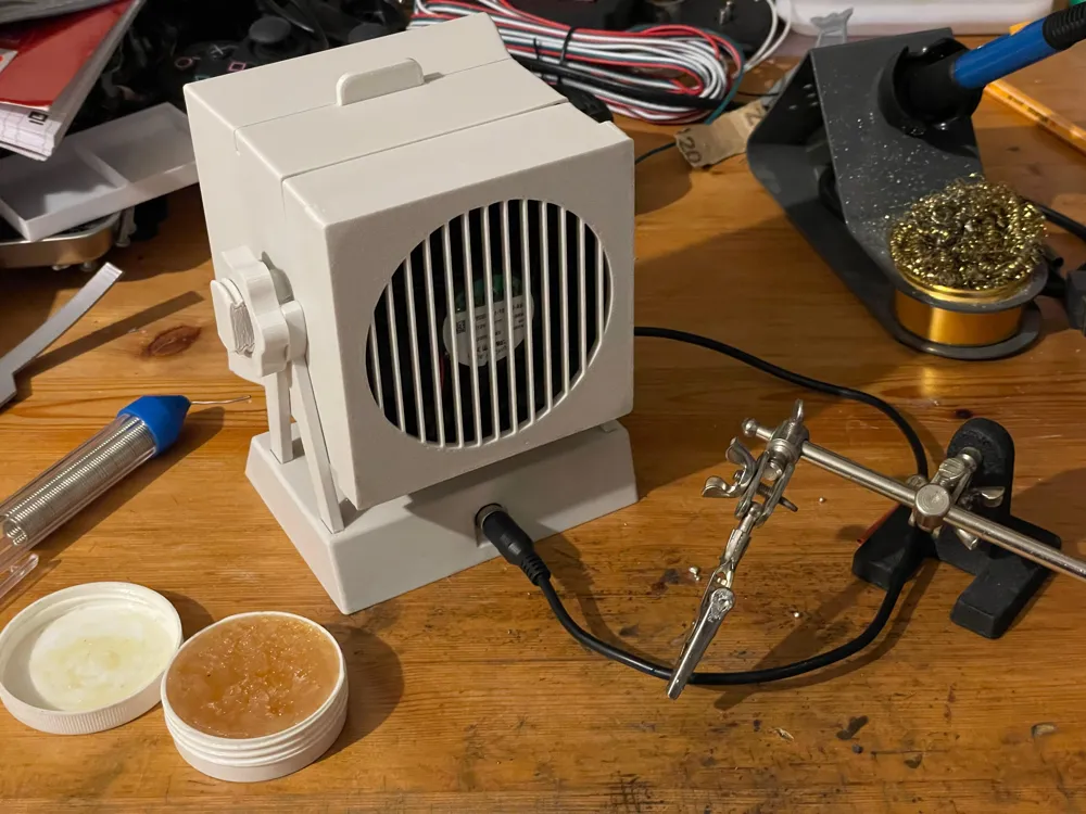 Solder Extractor - HEPA & Carbon Filter by theTobster500 MakerWorld ...