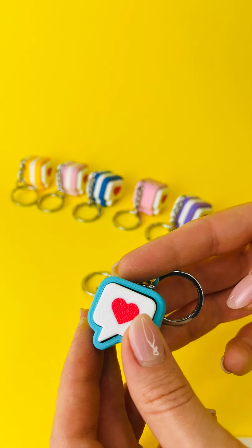 Love Message, Clicker Keychain Toy, San Valentine by Valeria Momo ...