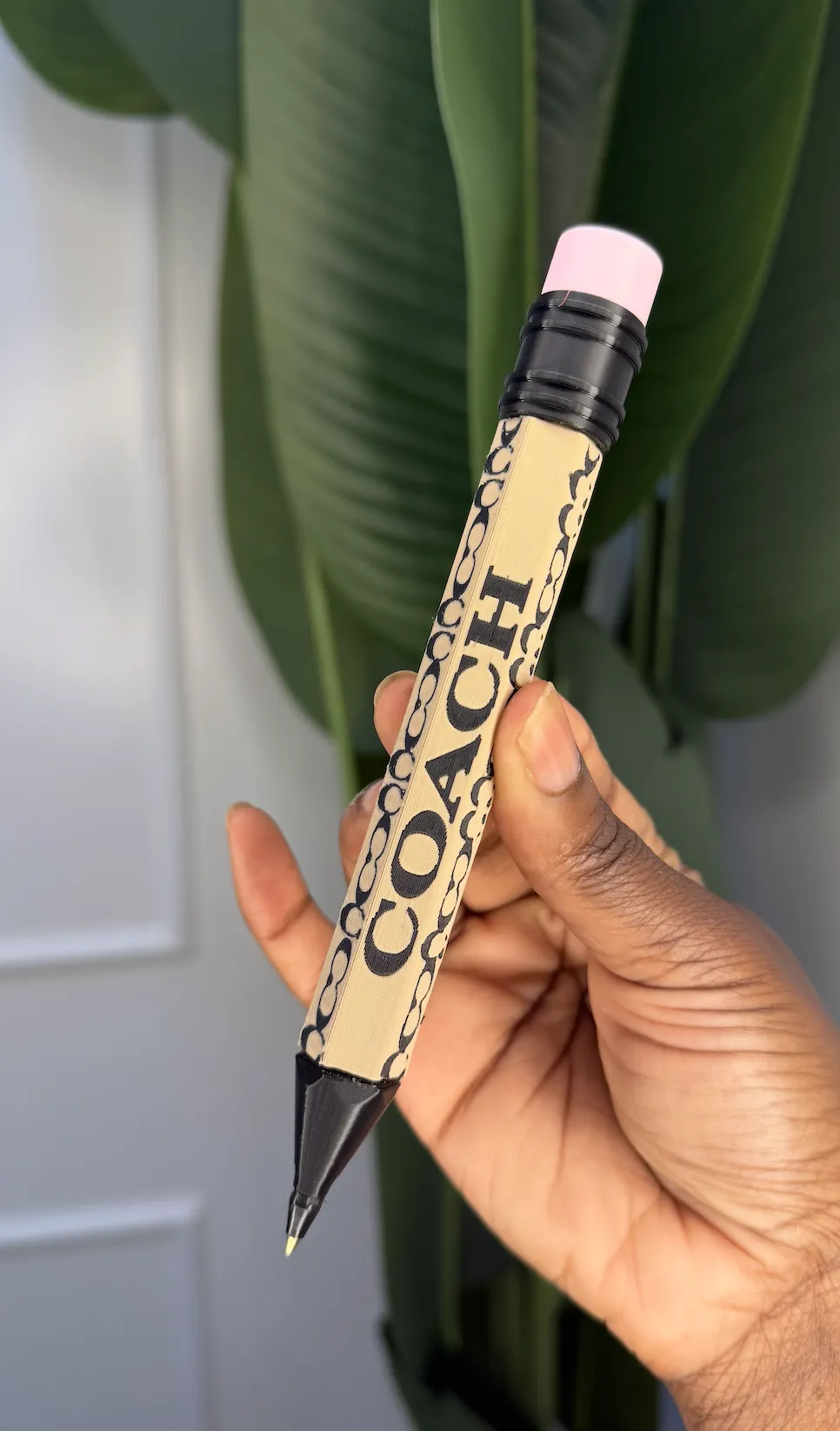 Coach Jumbo Pencil- Style Pen (BIC) - Free 3D Print Model - MakerWorld