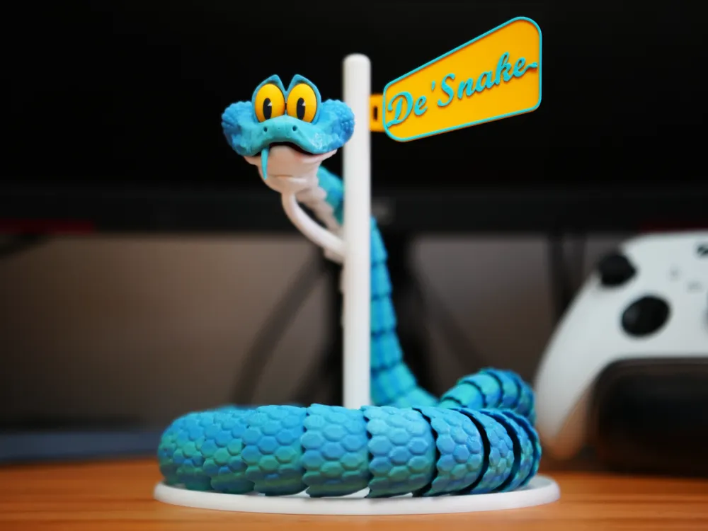 Gary De‘Snake Display Stand - Free 3D Print Model - MakerWorld