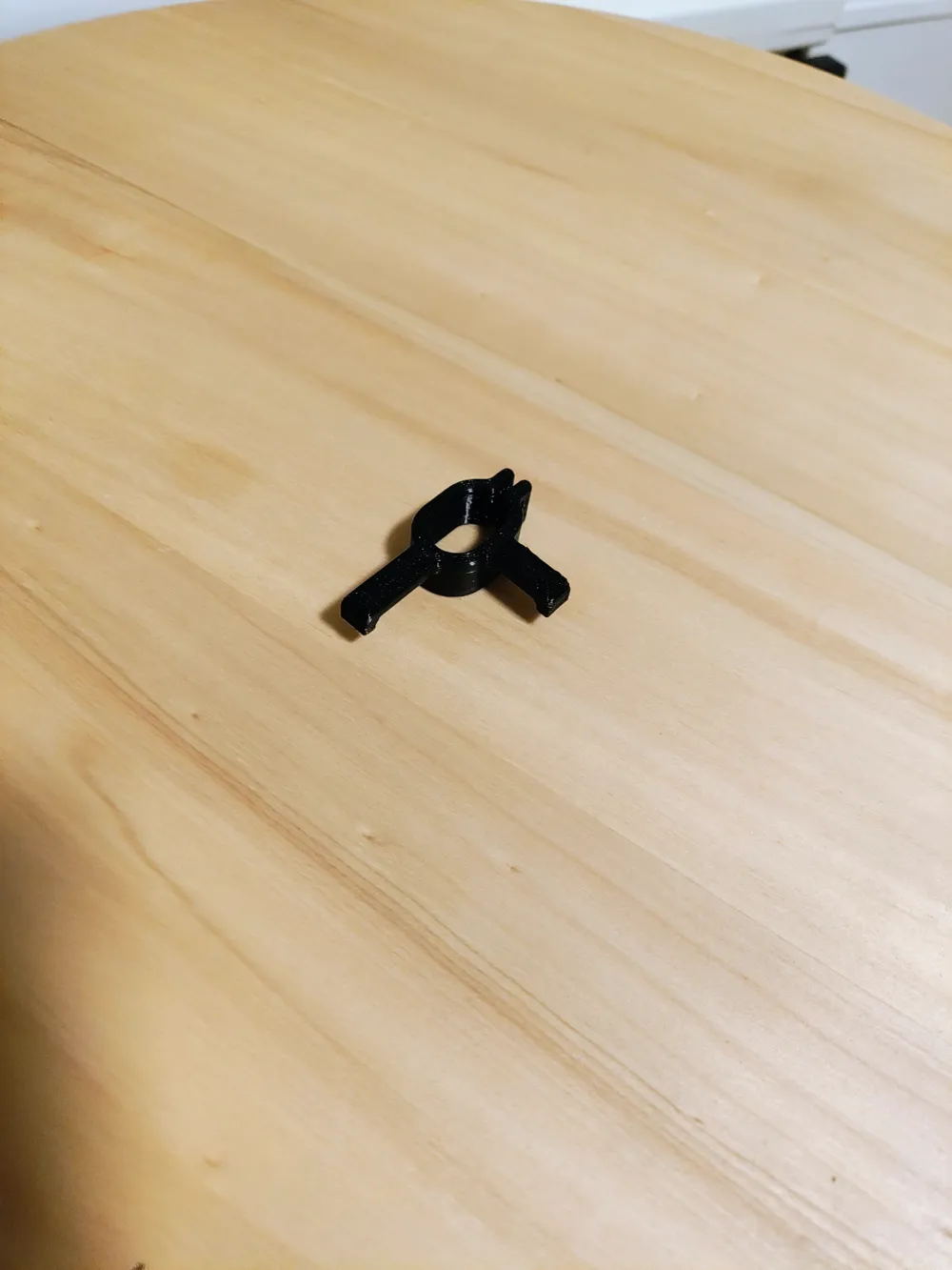 Brush hook by suzukiracing250 - MakerWorld