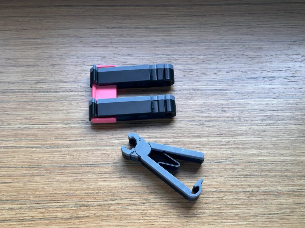 Z axis leadscrew cleaner - Free 3D Print Model - MakerWorld