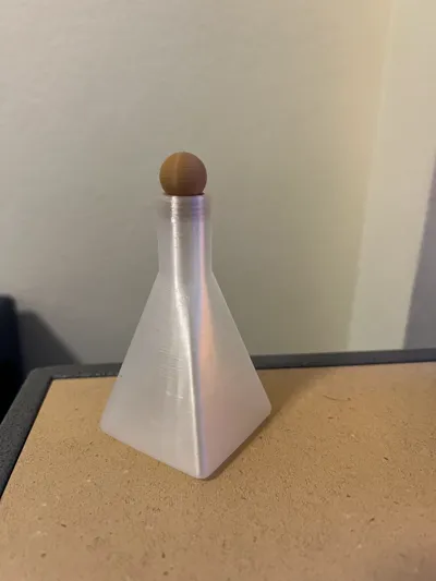 Screw Cork Square Potion Bottle by Willis644 - MakerWorld