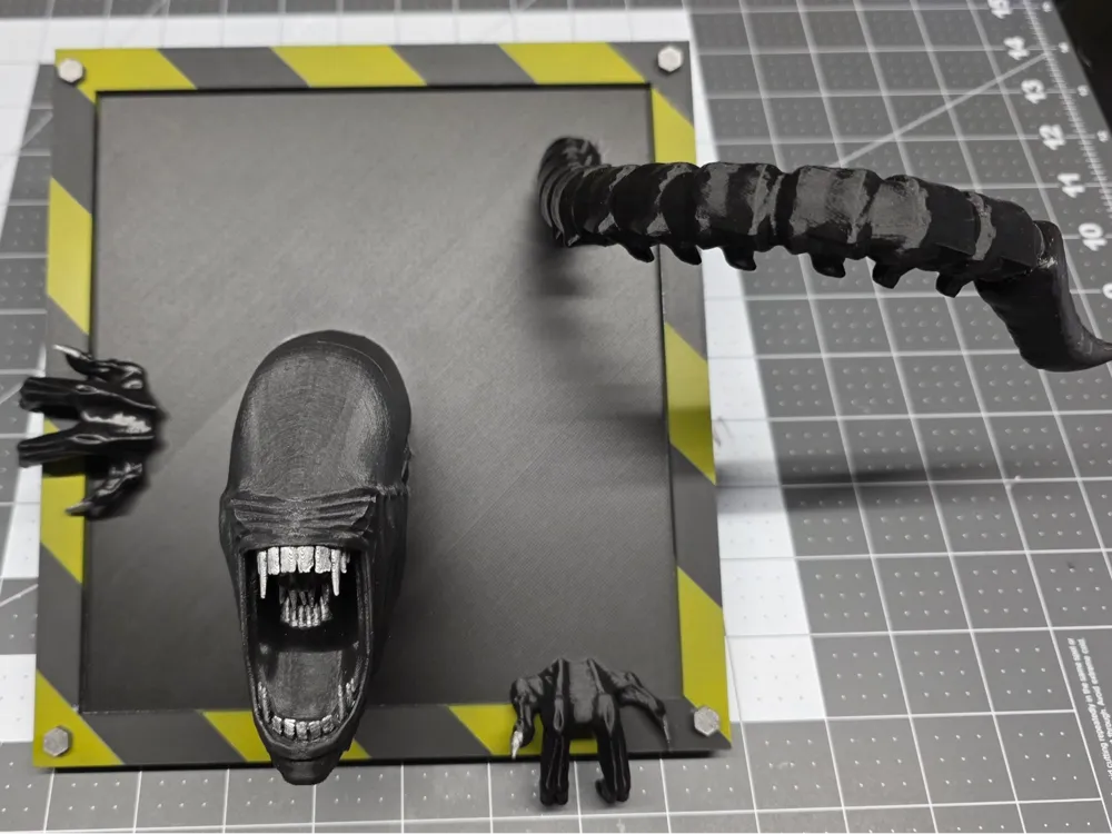 Ceiling Xenomorph altered for Bambu Remixed by Angry Mammoth MakerWorld ...